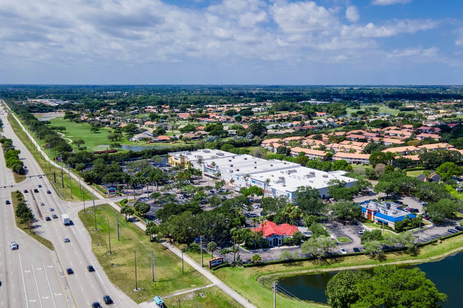 EōS Fitness - Boca Raton, FL - Featured Listing - NNN Fitness