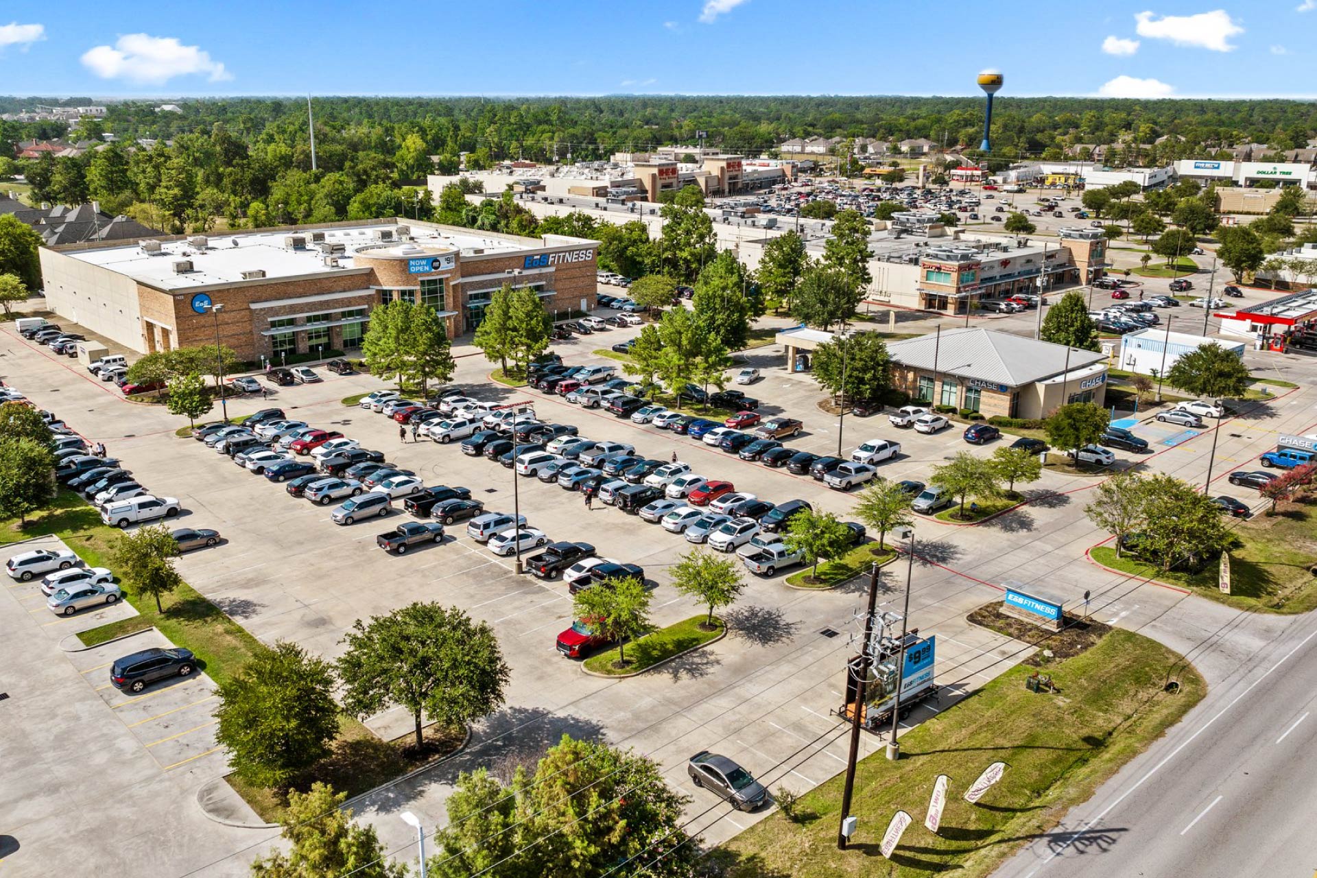 EōS Fitness - Spring, TX - Featured Listing - NNN Fitness